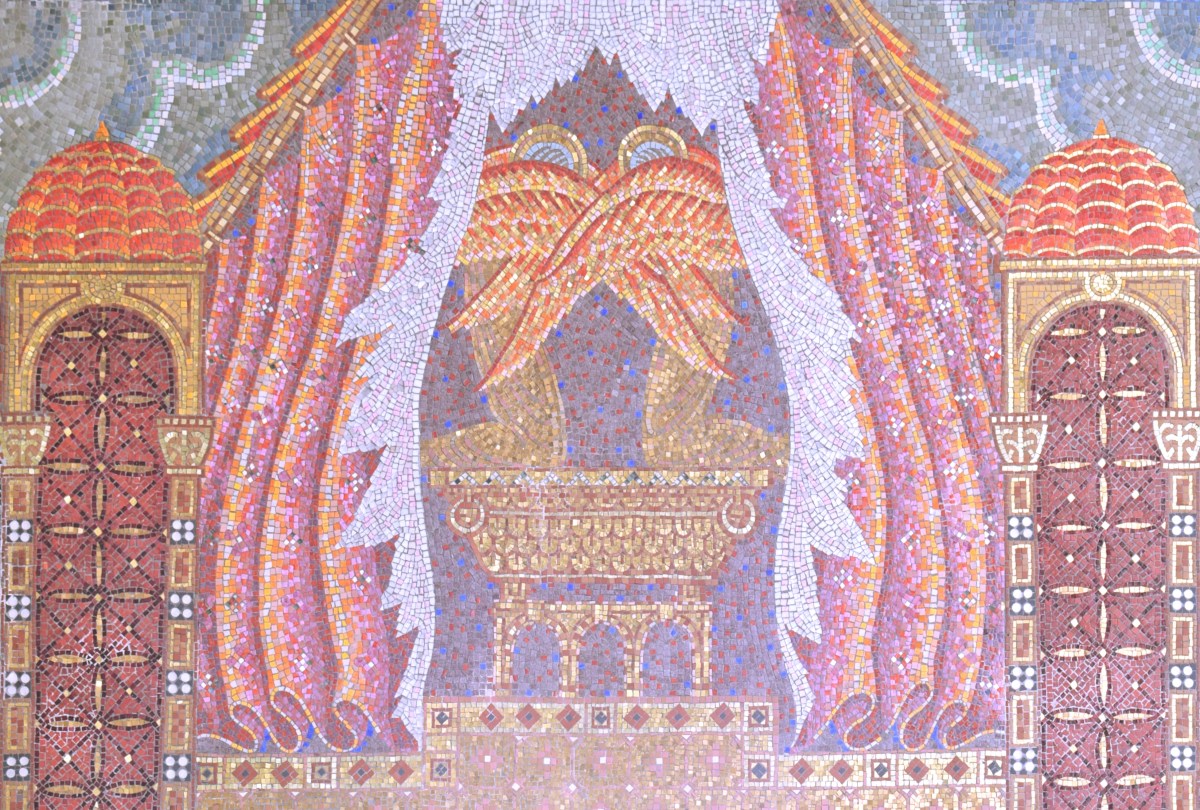 The Ark of the Covenant (Exodus 25:1-22) – Lo & Behold